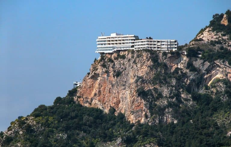 Promontorio - Qué es, origen, definición y concepto