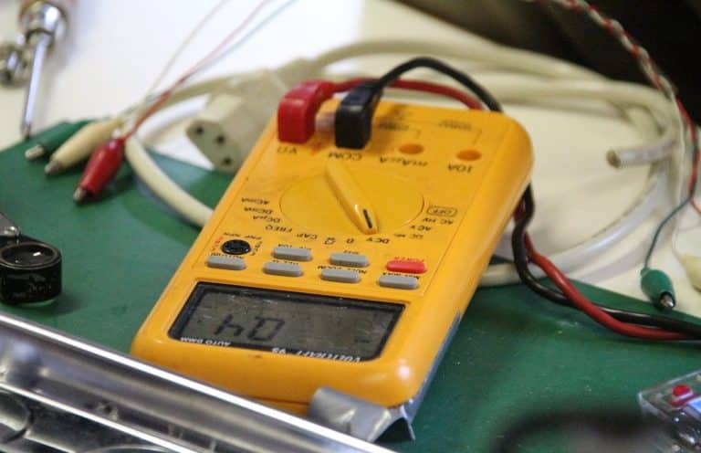 Vatímetro - Qué es, tipos, definición y concepto