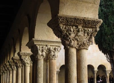 Capitel - Qué es, definición, tipos y clases