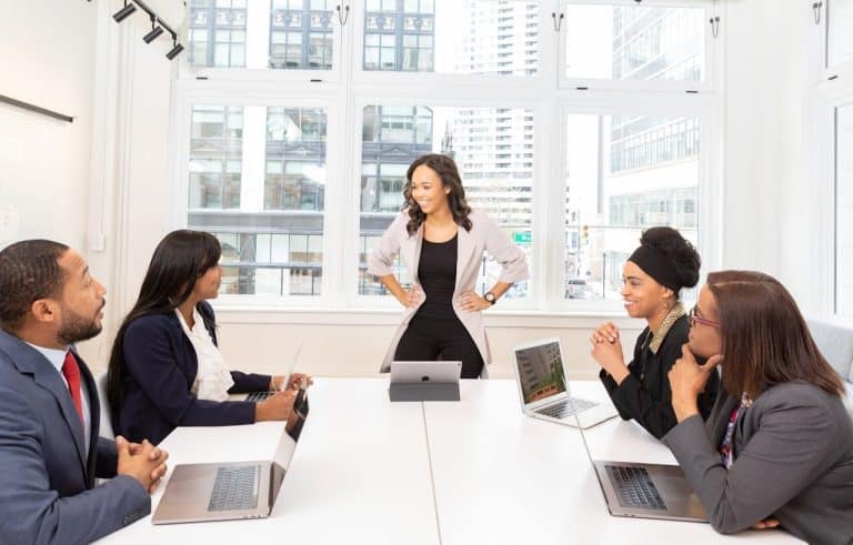 Legitimidad - Qué es, tipos, ejemplos y formas